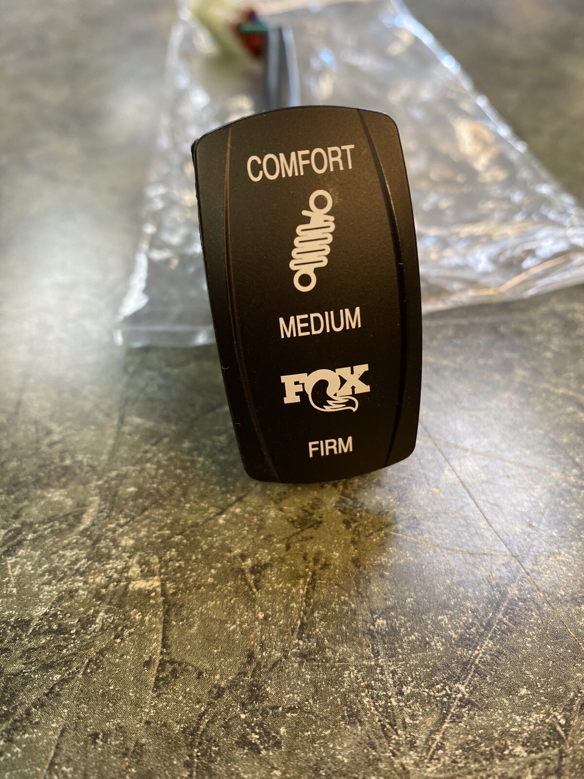 2021-2023 Yamaha Wolverine RMAX 1000X2/X4LE Shock Adjustment Switch B4J ...