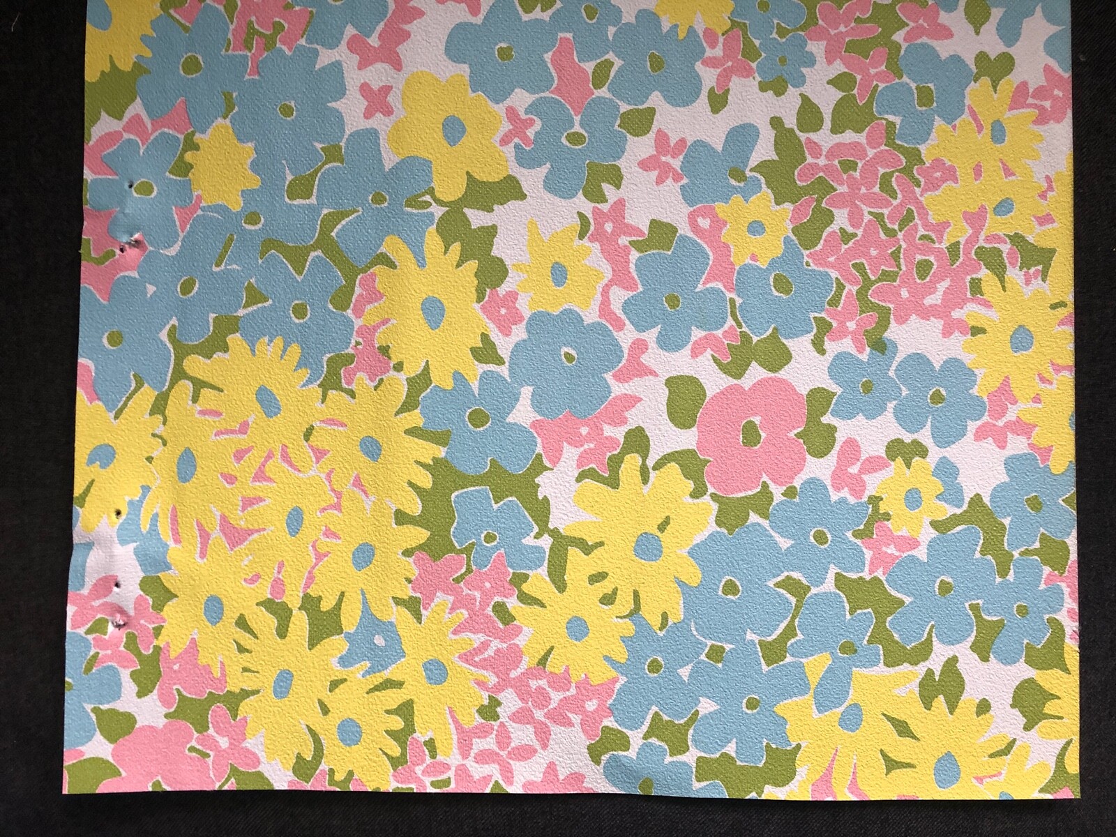 Vintage WALL-MATES Juvenile Wallpaper Sample CHARISMA floral mid ...