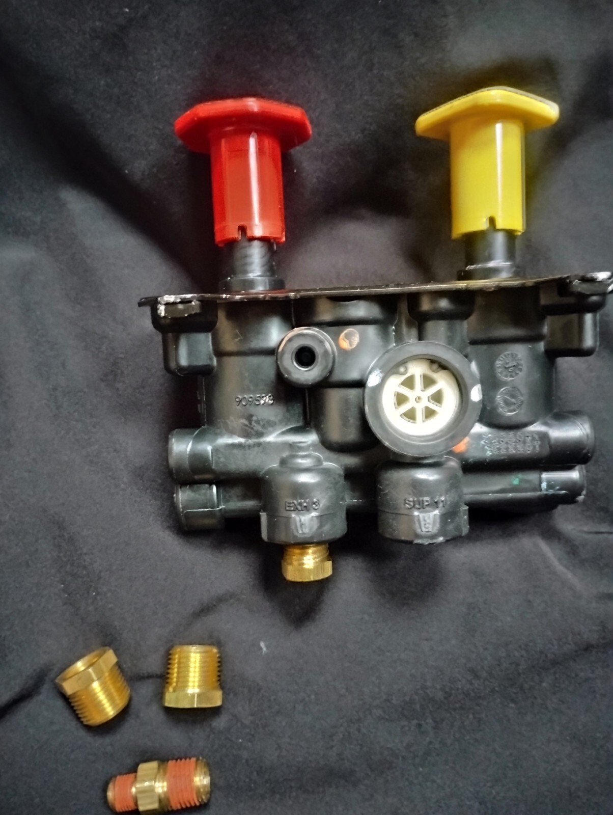 Bendix Air Brake Valve Controller 909598 for sale online | eBay