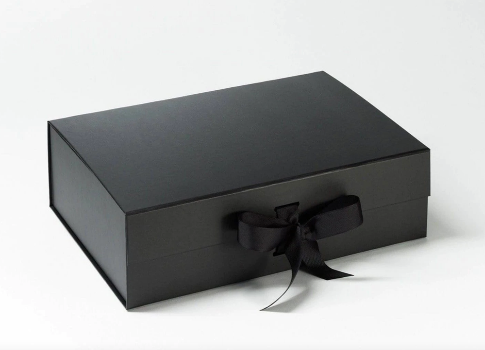 LARGE Gift Boxes, Presentation Box, Magnetic gift box with ribbon | eBay UK