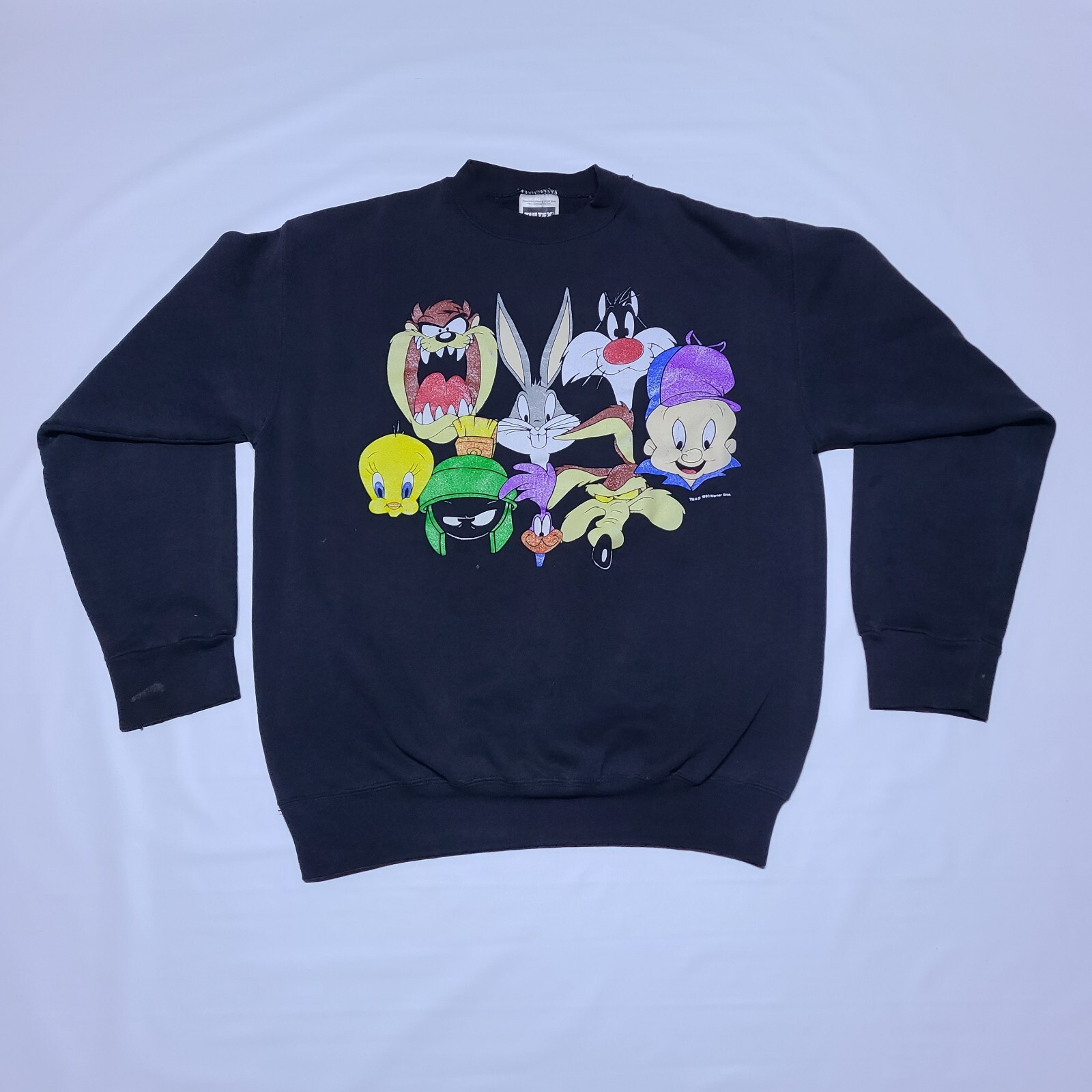 Vintage 1993 Looney Toons Graphic Tultex Crewneck Swe… - Gem