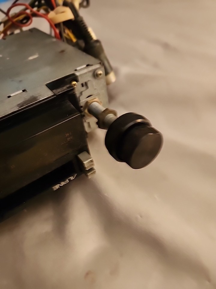 VINTAGE ALPINE 7128 CAR AUDIO STEREO 2 KNOB OLD SCHOOL CASSETTE | eBay