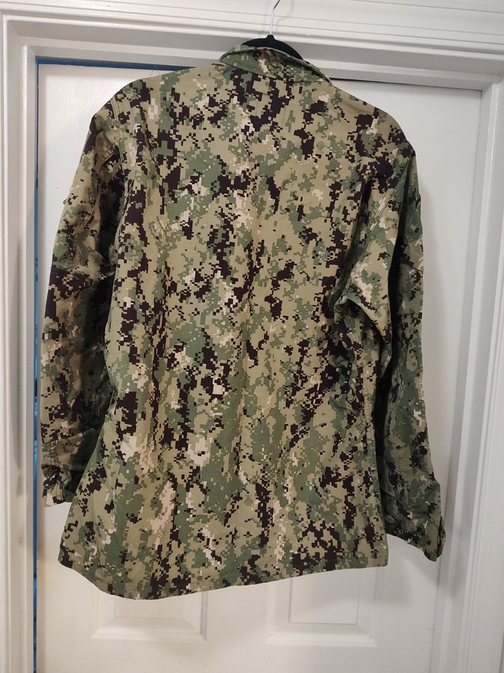 US Navy USN NWU Type III Working Uniform Blouse Jacket Size Medium ...