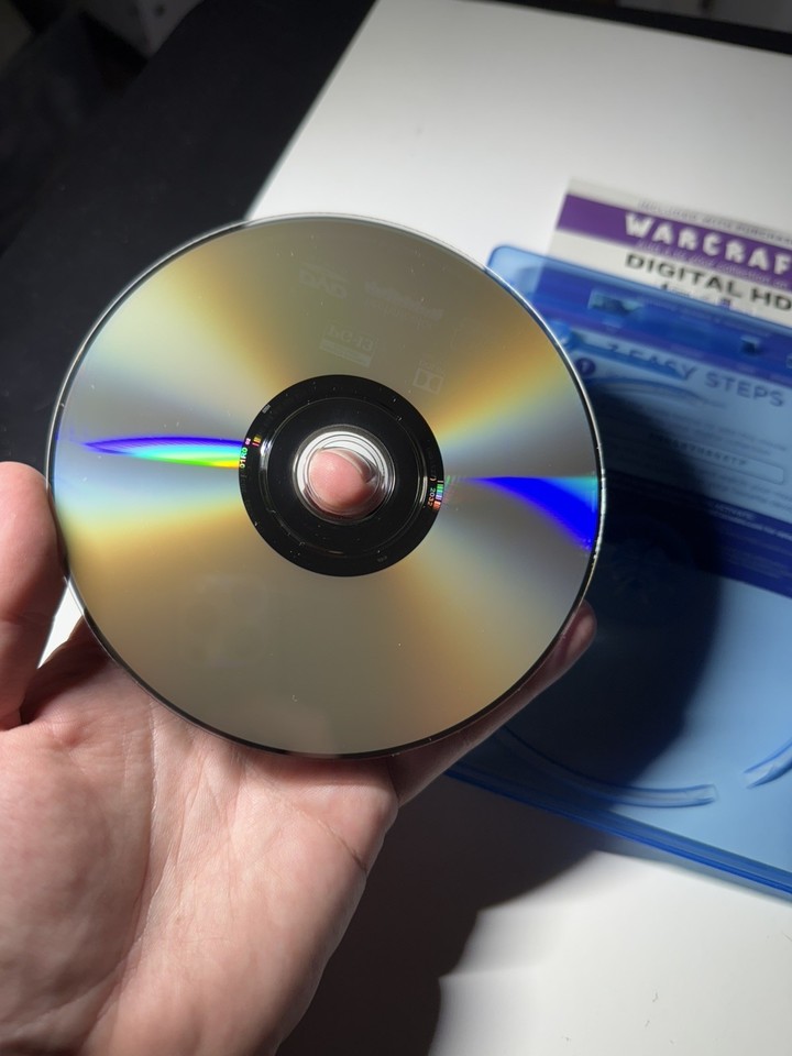 Warcraft [Blu-ray] - DVD - Very Good - Daniel Wu,Rob Kazinsky,Ben ...