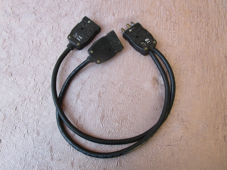 Stage Connectors 2210 M20 3-Pin Plug 20A 125V . CREATIVE STAGE LIGHTING ...