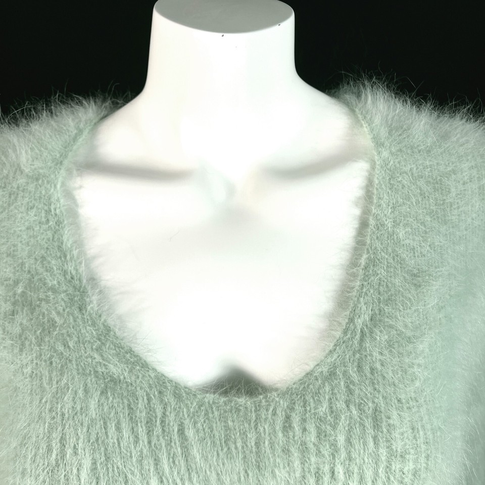 80% Angora Fuzzy Vintage EXPRESS Sage Green V-Neck Pullover Sweater 34 ...