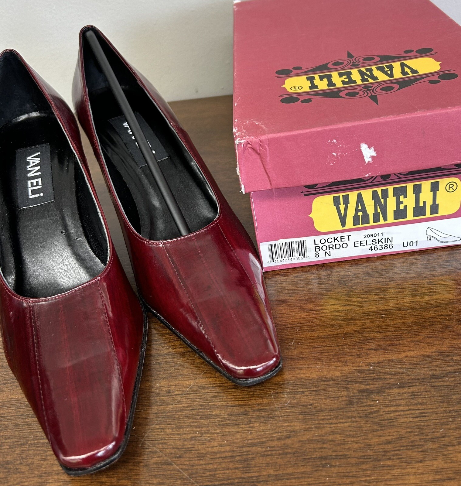 New with box Vaneli Locket Bordo eelskin 2 1/4” heel Size 8N | eBay
