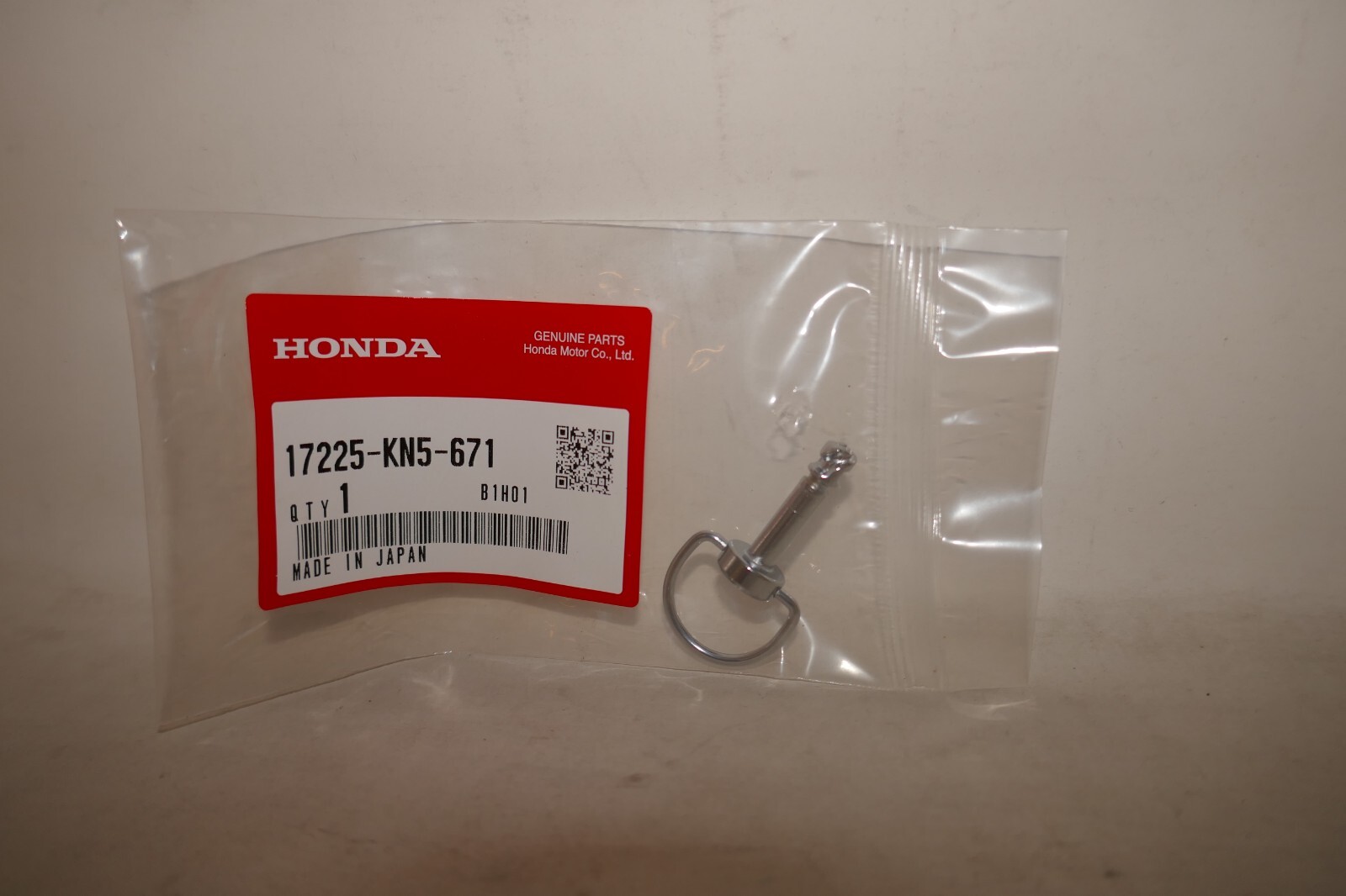 OEM Honda Stud 6x21 17225-KN5-671 XR350 XR600 TRX500 TRX680 XR650 XR250 ...