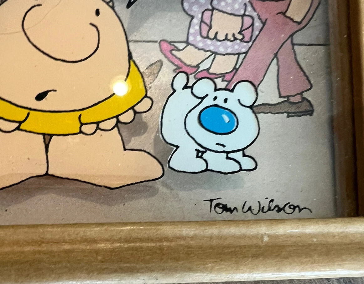 Ziggy Looking Over Wall