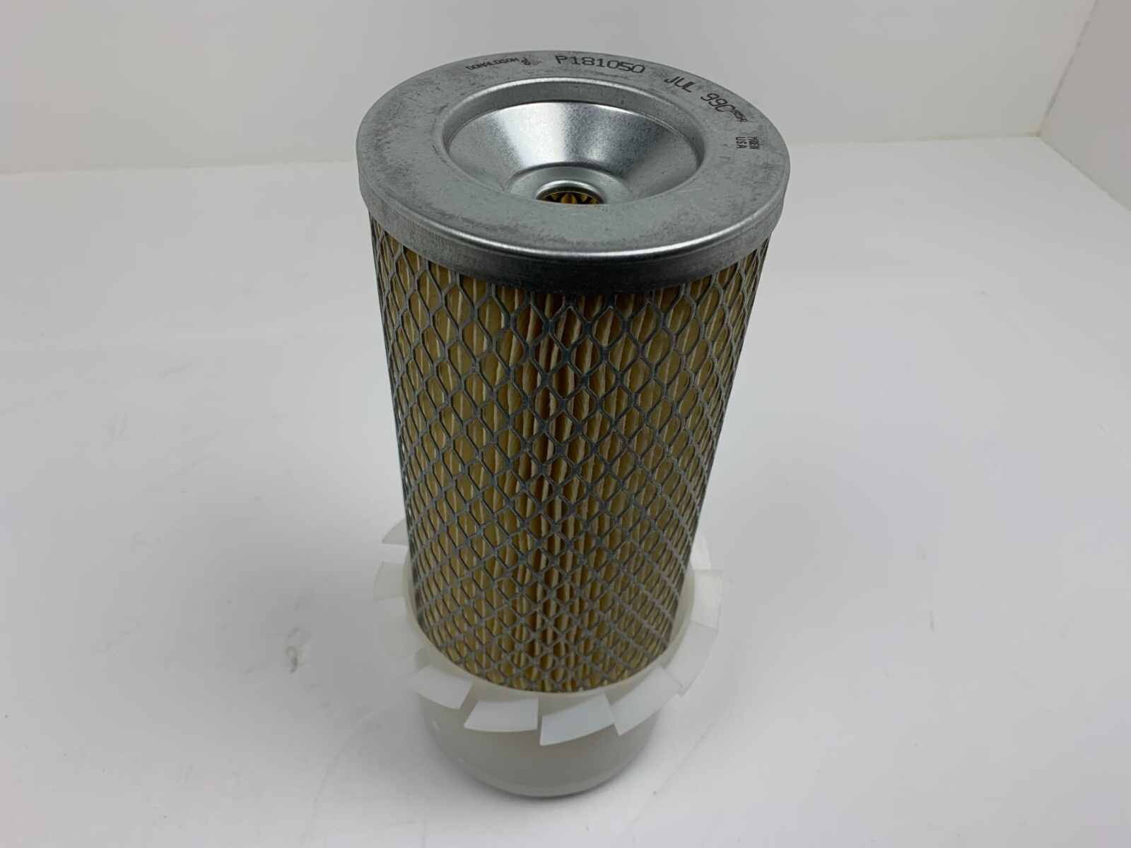 NOS Genuine Donaldson P181050 Air Filter | eBay