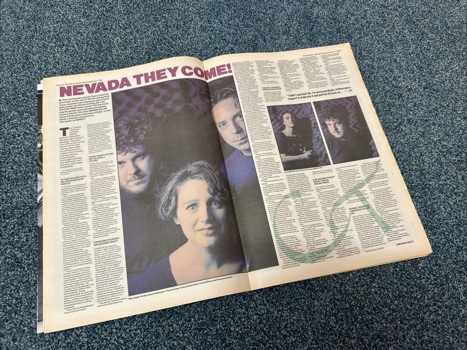 NME MAGAZINE 1990 - SEPT- WITH DOUBLE POSTER : STONE ROSES,HAPPY ...