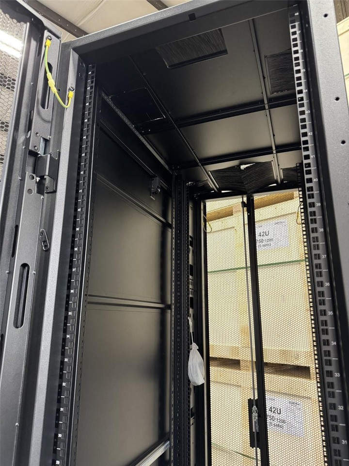 AR3307 SERVER RACK 48U CABINET 600MM X 1200MM HIGH DENSITY PULSE DELL ...