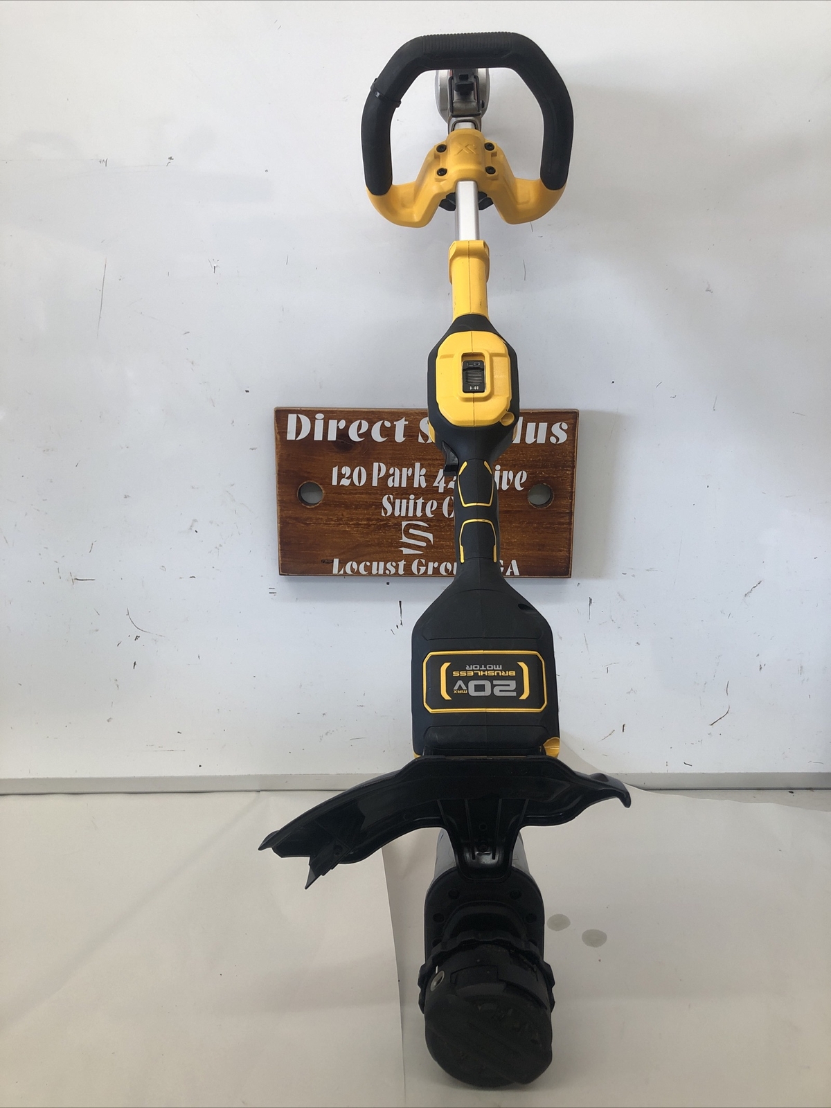 DeWalt 20V MAX XR 14 inch Folding String Trimmer (Tool Only) Model ...