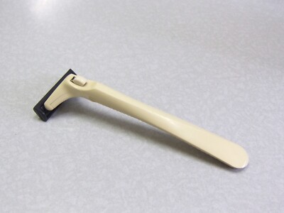 Vintage Gillette Womans ATRA pivoting head Safety Razor CLEAN | eBay