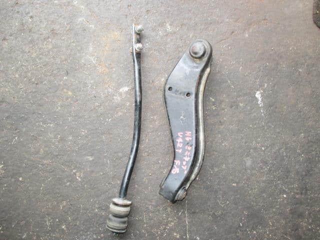 MITSUBISHI Minicab 1994 Front Right Lower Control Arm MB860822 ...