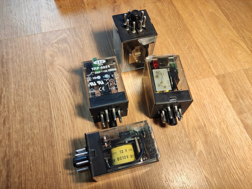 4 Stück ISE ISKRA TRP 6824 250V AC 10A 2000VA RELAIS 8-polig, GEBRAUCHT ...