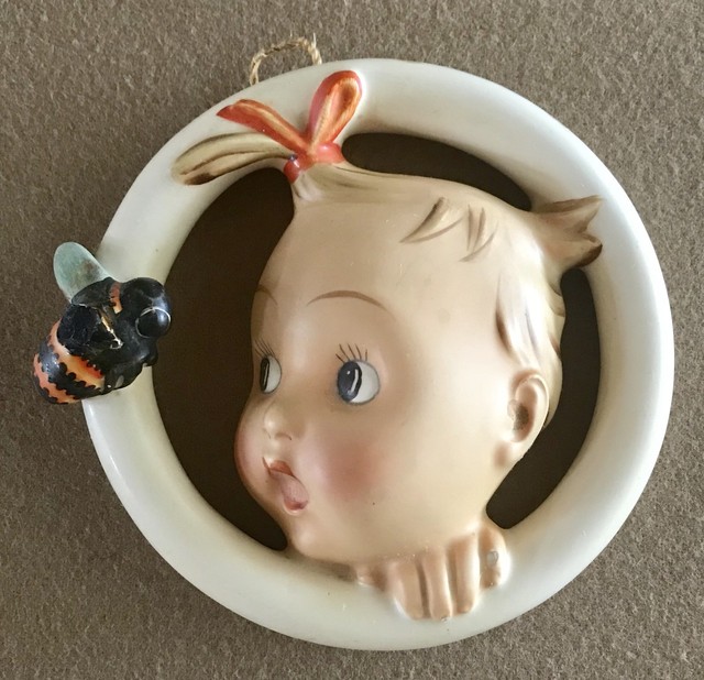 ANTIQUE HUMMEL BABY & BEE BA BEE FIGURINE NEEDS EASY REPAIR ON WING | eBay