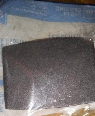 GM OEM Rear Spring Insert 87828827 New in package (2 pieces for one ...