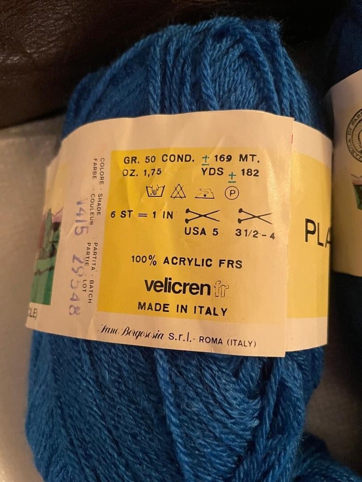 Lane Borgosesia dal 1850 Playtime Yarn - 100% Acrylic - Burgundy and ...