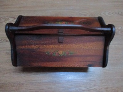 Vintage MCM Flower Wooden Sewing Box Caddy Flip Top Doors ~ Yarn ...