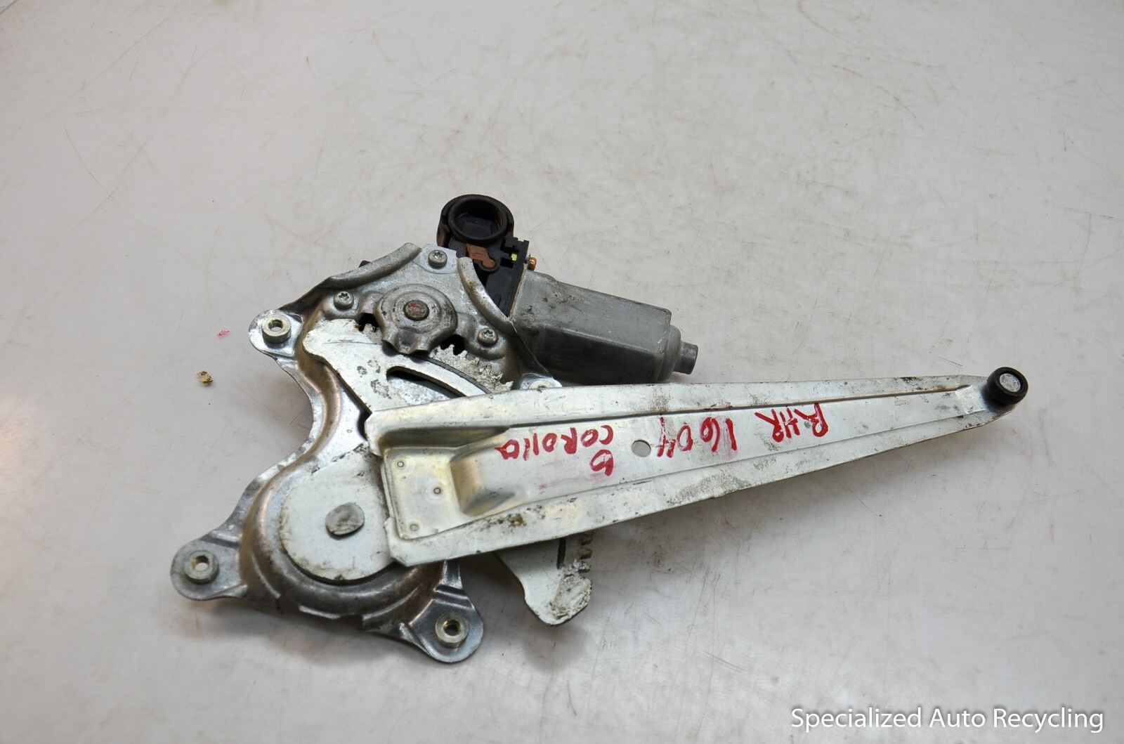 2003 TOYOTA COROLLA PASSENGER RIGHT Rear WINDOW REGULATOR W/ MOTOR ...