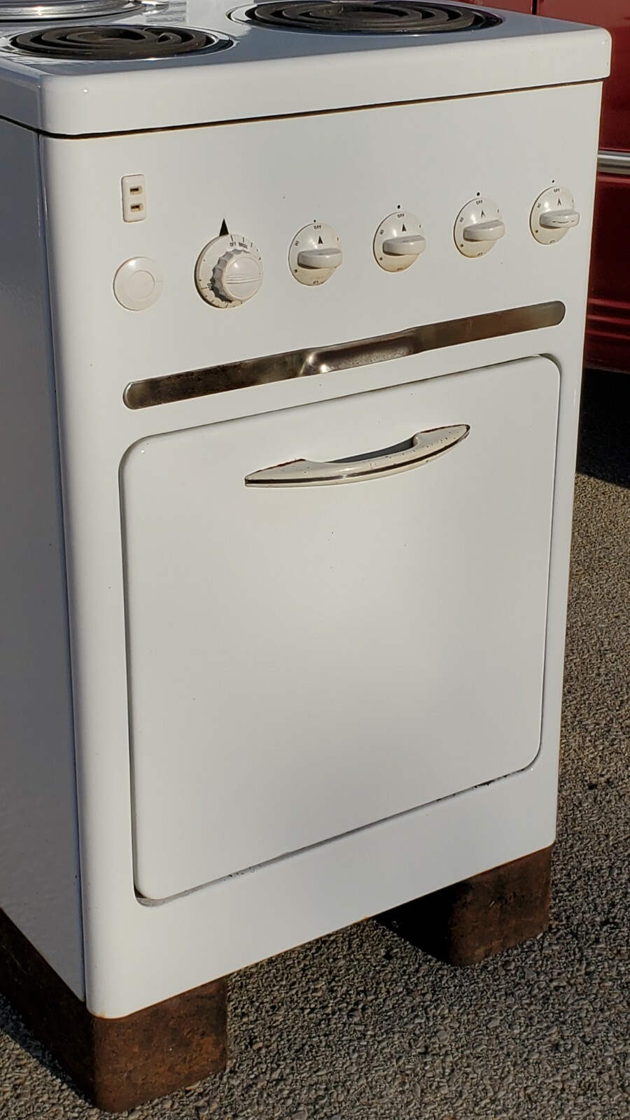 Vintage 21-Inch Electromaster 3 Burner Electric Stove W A Deep Well ...