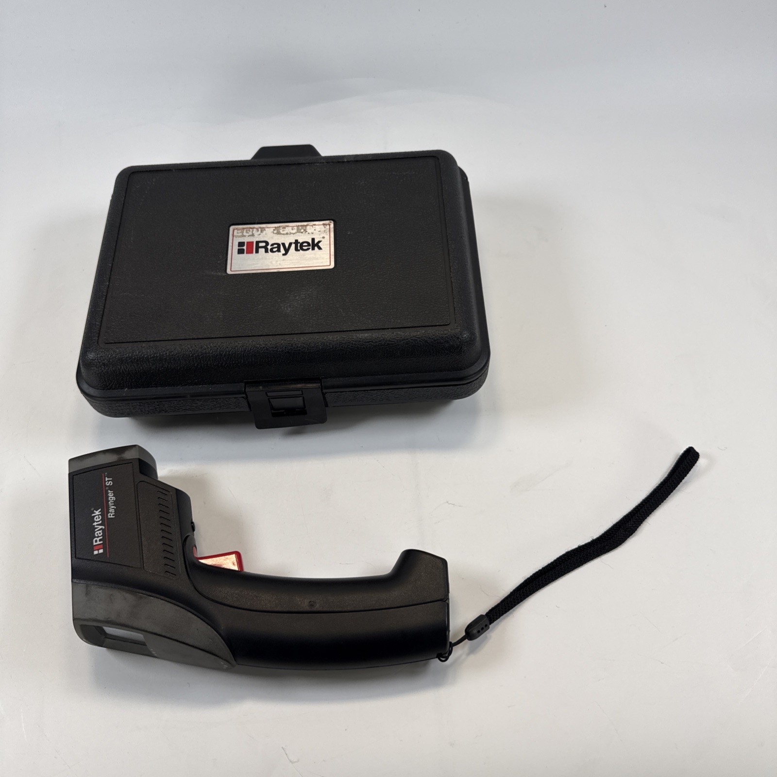 Raytek Raynger ST #H25-814 Digital Infrared Thermometer Gun in Case for ...