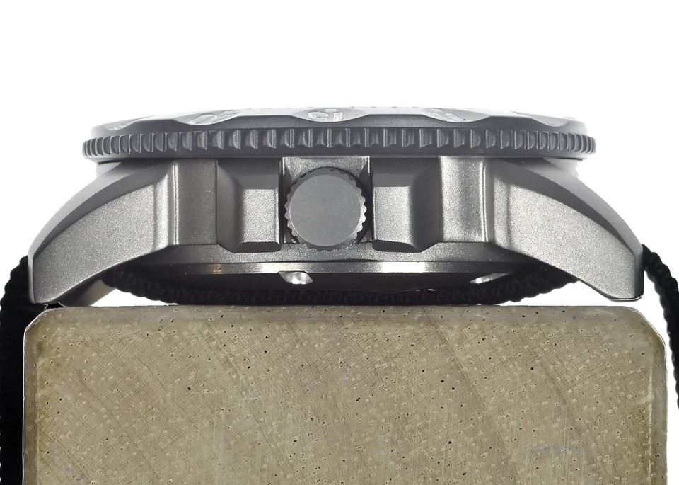 MWC P656 Tactical Series | Titanium | GTLS | Quartz | Sapphire Crystal ...