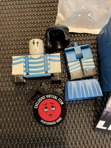 Roblox Action Series 9 Performing Mime Virtual Item Face Code & Figure ...