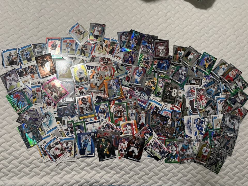 HUGE LOT OF (200) Assorted NFL Football STARS HOF LEGENDS Cards and ...