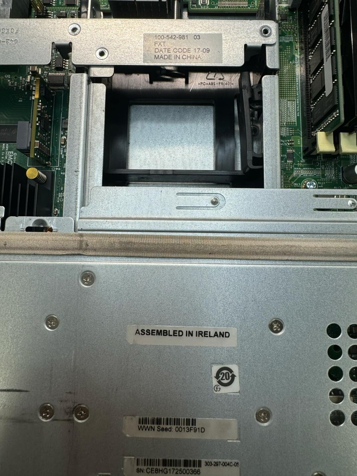 DELL EMC OPE25 Unity 400 25x SFF Storage FLASH RAID Disk Drive Array ...