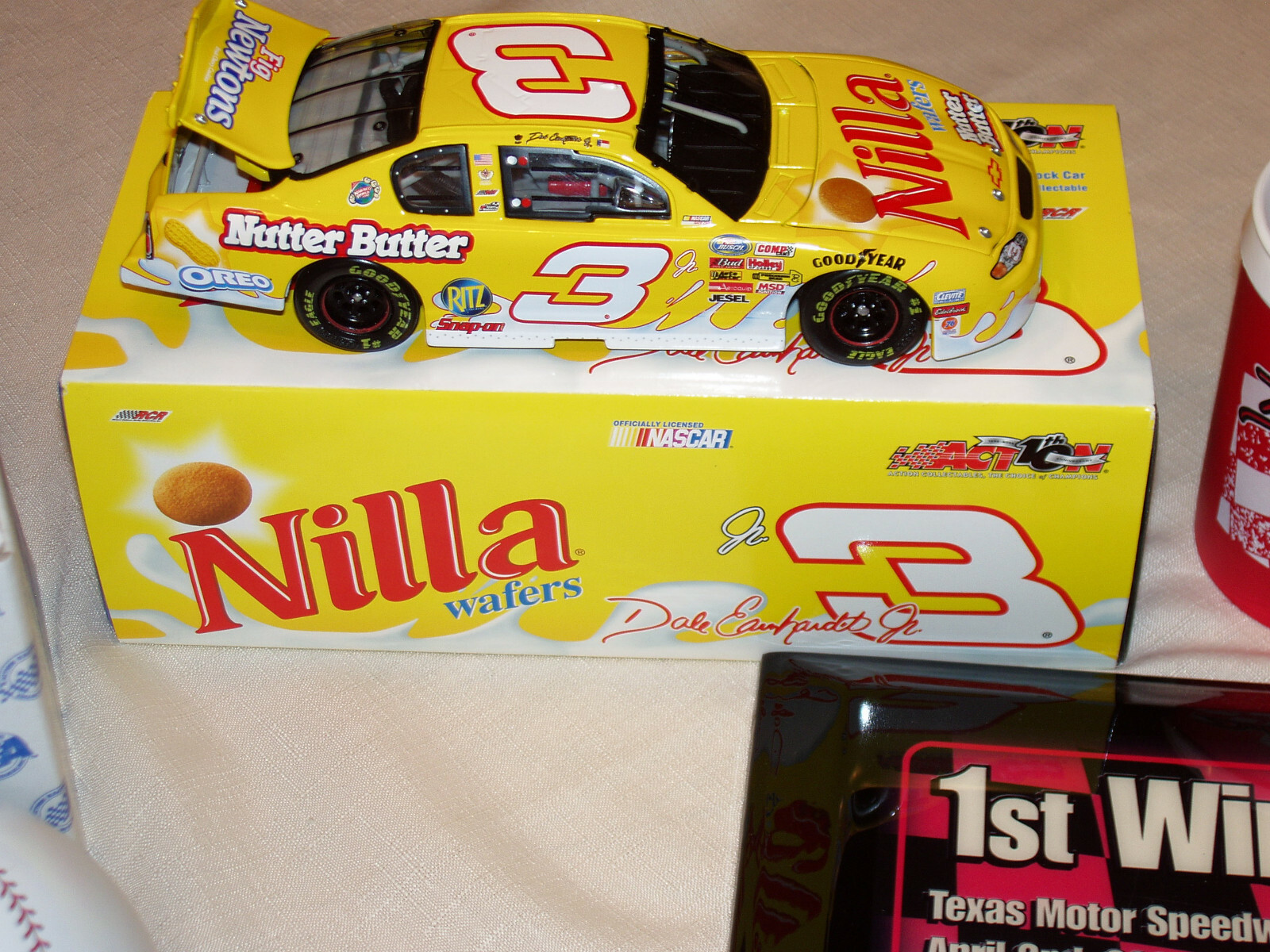 Dale Earnhardt Jr #3 Nilla Wafers/ Nutter Butter 2002 NASCAR 1:24 ...