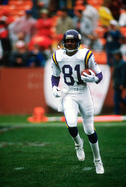 Anthony Carter Minnesota Vikings warms up prior to playing t Football ...