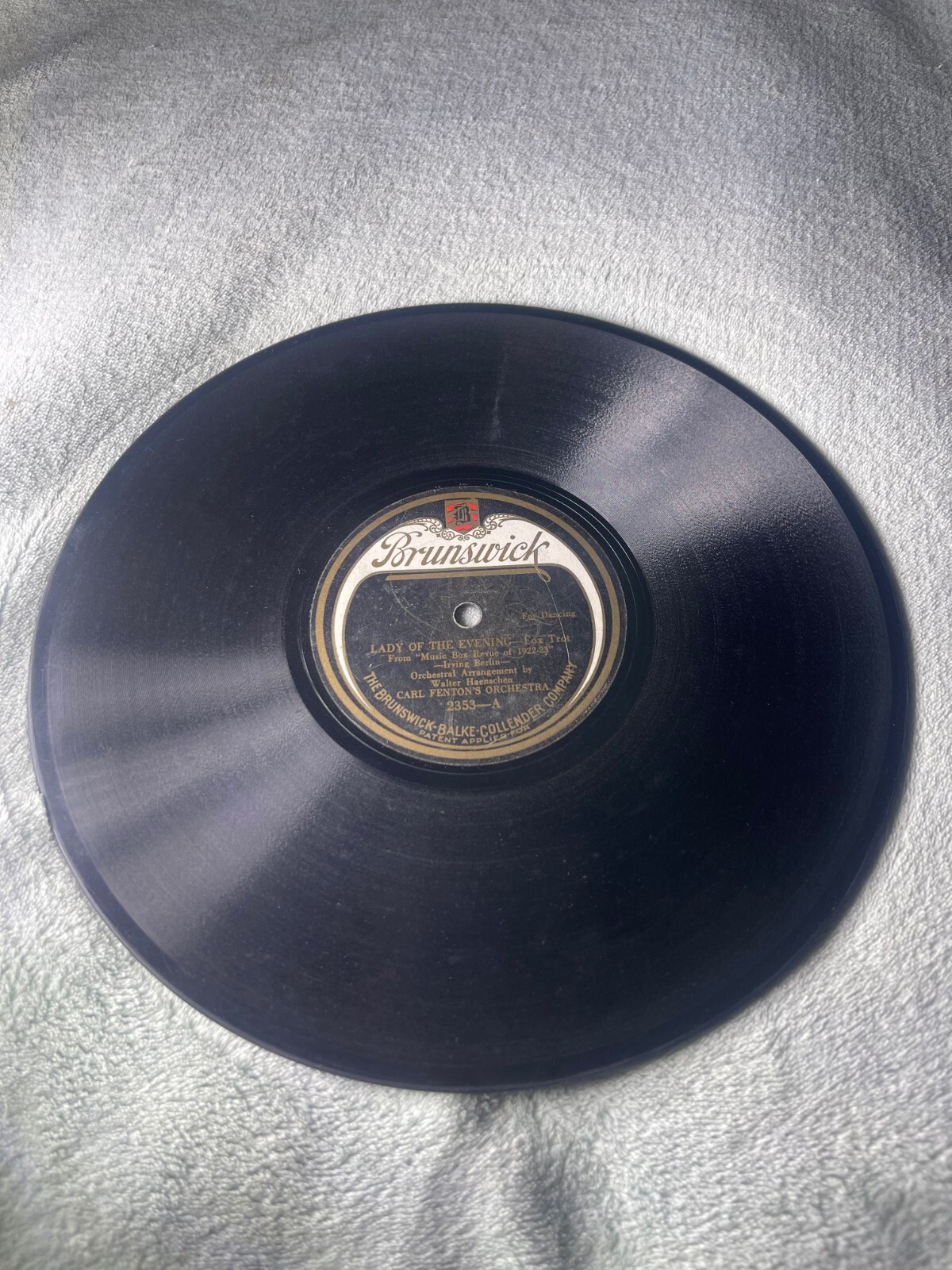 BRUNSWICK Record 78 rpm 2353 LADY OF THE EVENING / PACK UP YOUR SINS GO ...