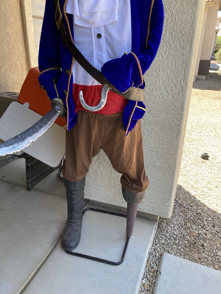 5 Ft Animated Skeleton Pirate Home Accent Halloween Home Depot ...