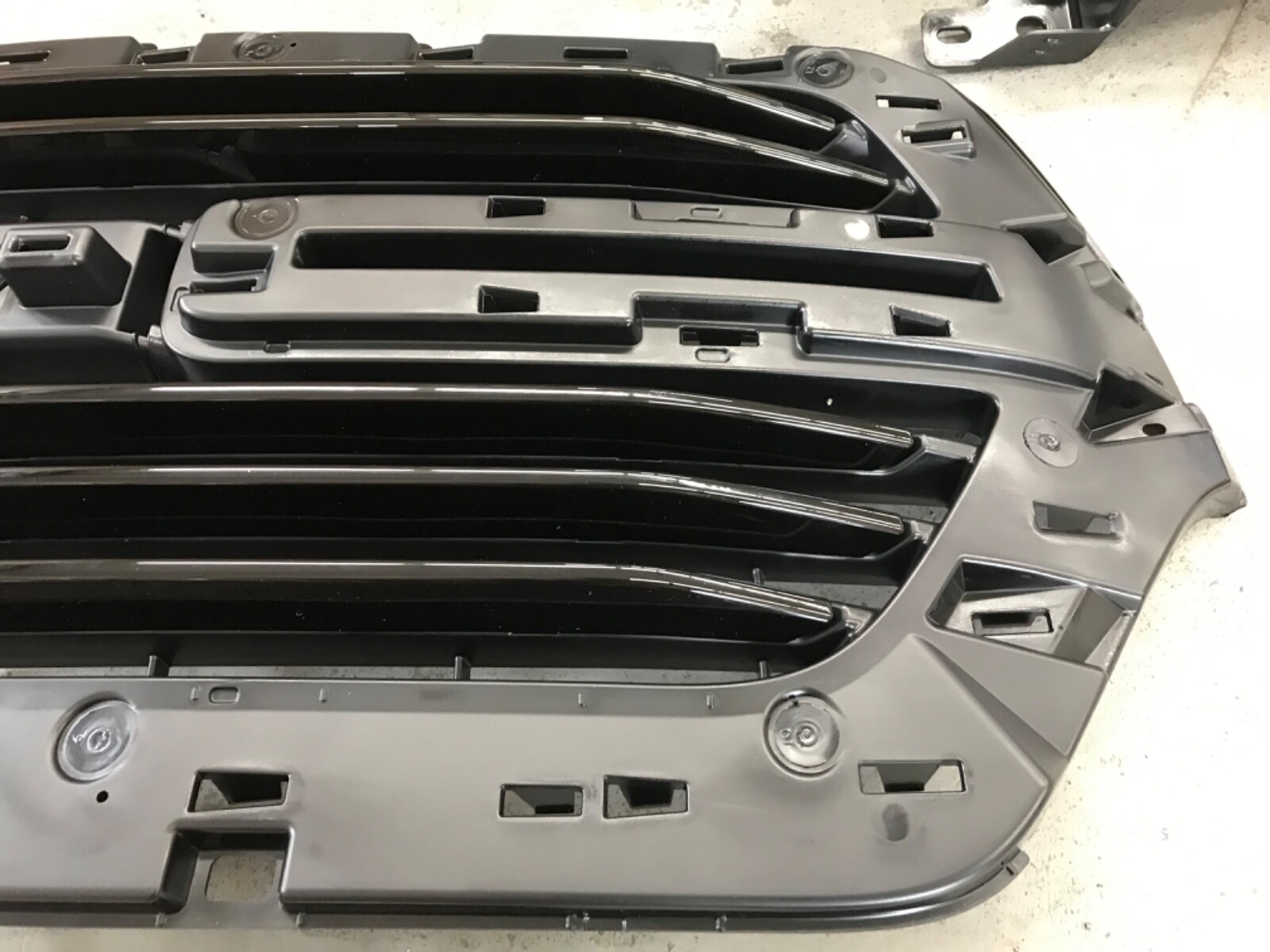 Grille Mopar 68404864AD for sale online | eBay