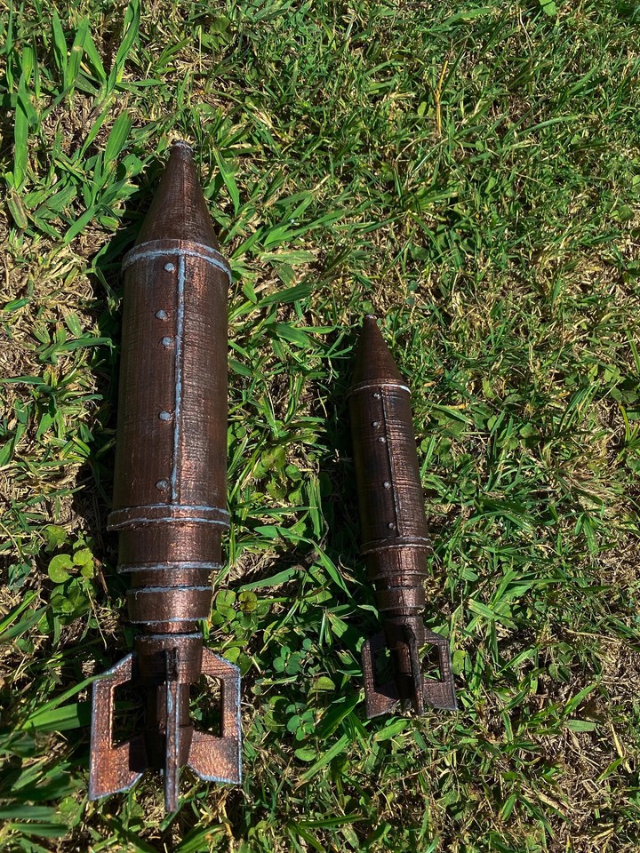 RUST ROCKET Prop Figure Hand Painted Life Size 3D Print Room DECOR Rust ...