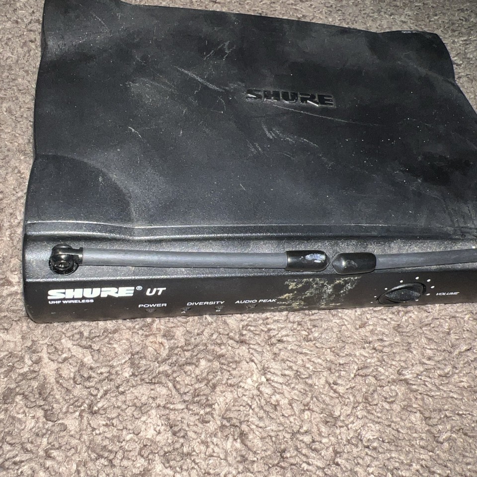 SHURE UT4 Receiver, UT1-TC WIRELESS TRANS, SM58 UT2 Wireless MIC UHF ...