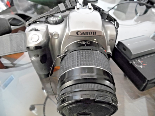 CANON EOS REBEL DIGITAL CAMERA 28-80 CANON LENSE 6.3 MEGAPIXEL READY TO ...