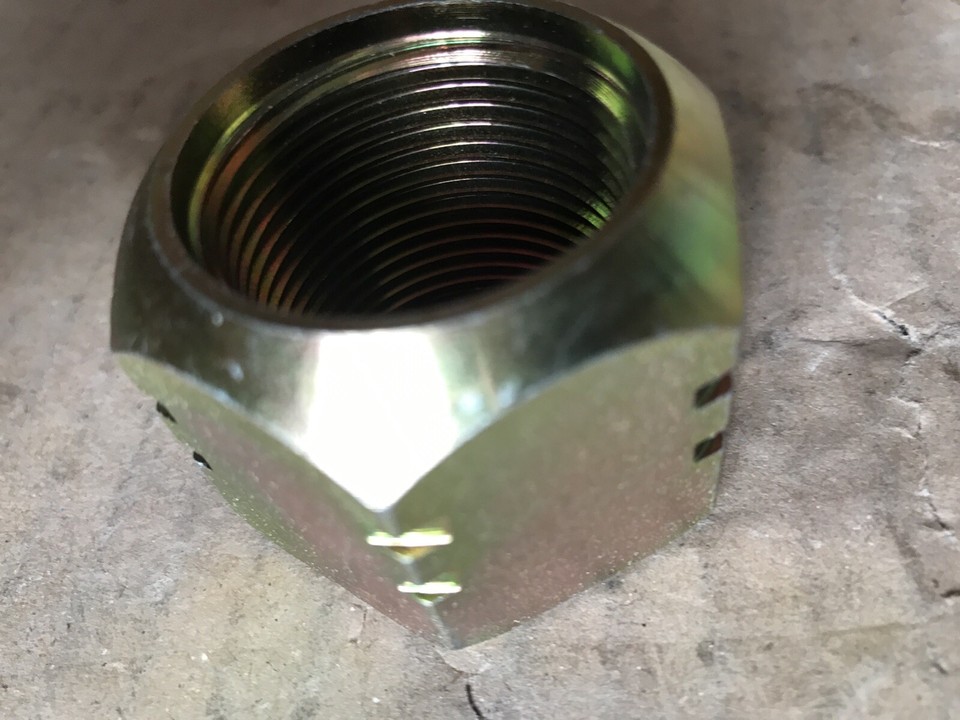 25108529 New OEM Mack Inner Stud Nut, LH | eBay