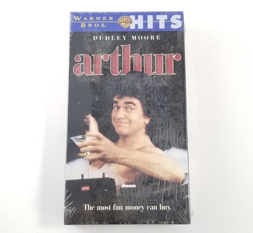 Arthur VHS Tape - Dudley Moore, John Gielgud, Liza Minnelli, New ...
