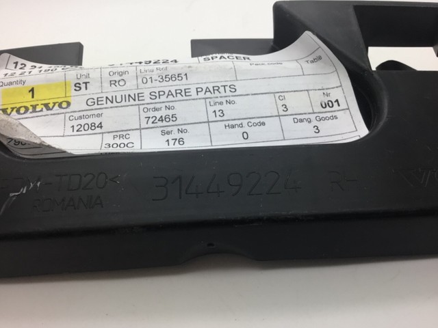Volvo S90 Mk2 Rear Right Bumper Bracket 31449224 Genuine for sale ...