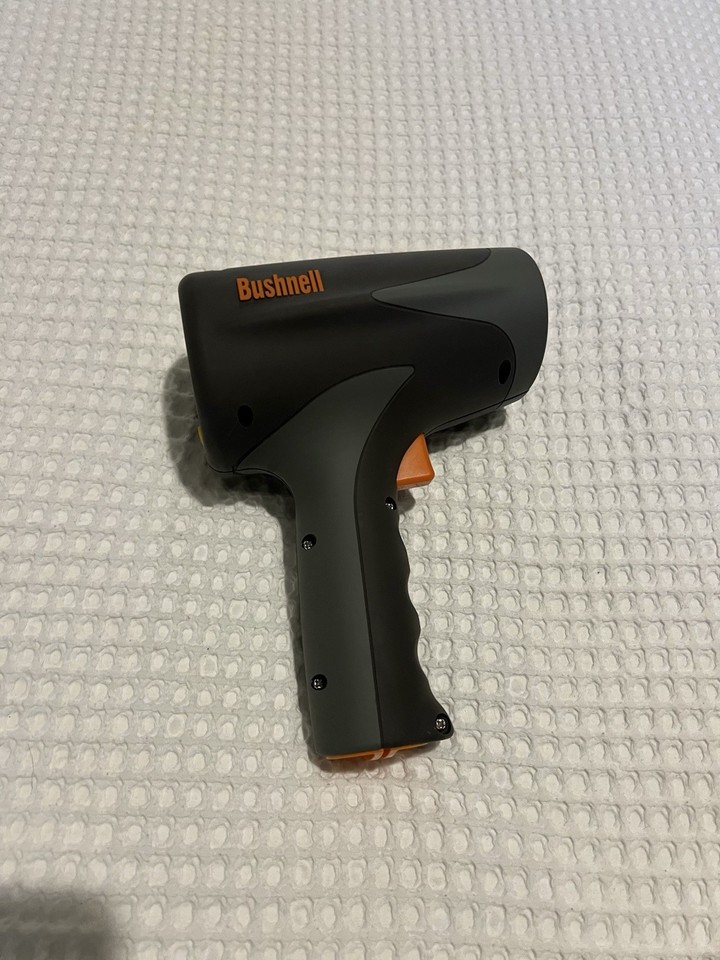 Bushnell Velocity Speed Gun Radar Measures MPH + KPH, very good ...