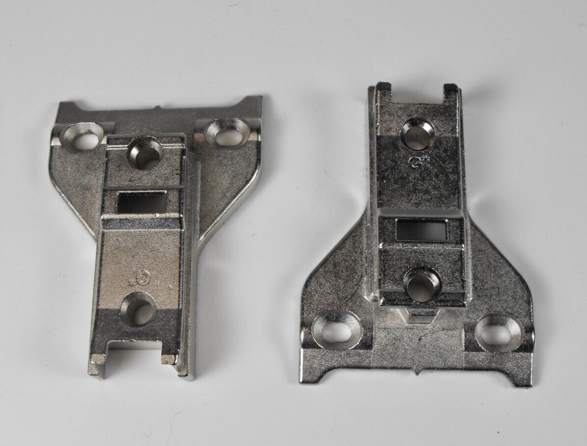 2 NEW GRASS Cabinet Hinge Base Plates #056 / 3000 Series Wing Adapter ...