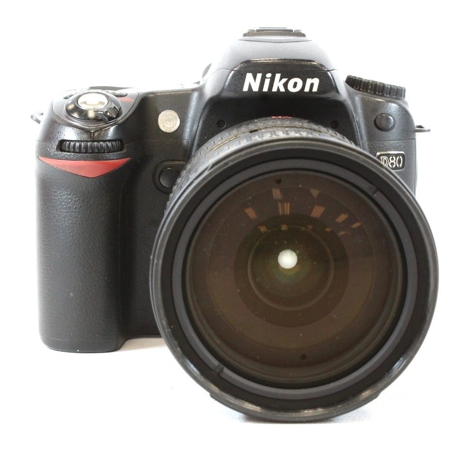 NIKON D80 DSLR Camera w/ Nikon DX18-200mm f/3.5-5.6 G ED Lens - SPARES ...