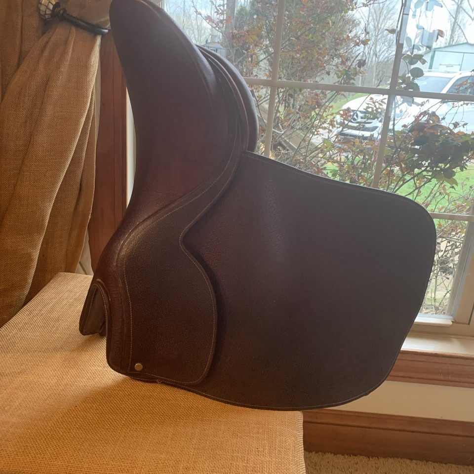 BT Crump 19” English Cutback Saddleseat Saddle | eBay
