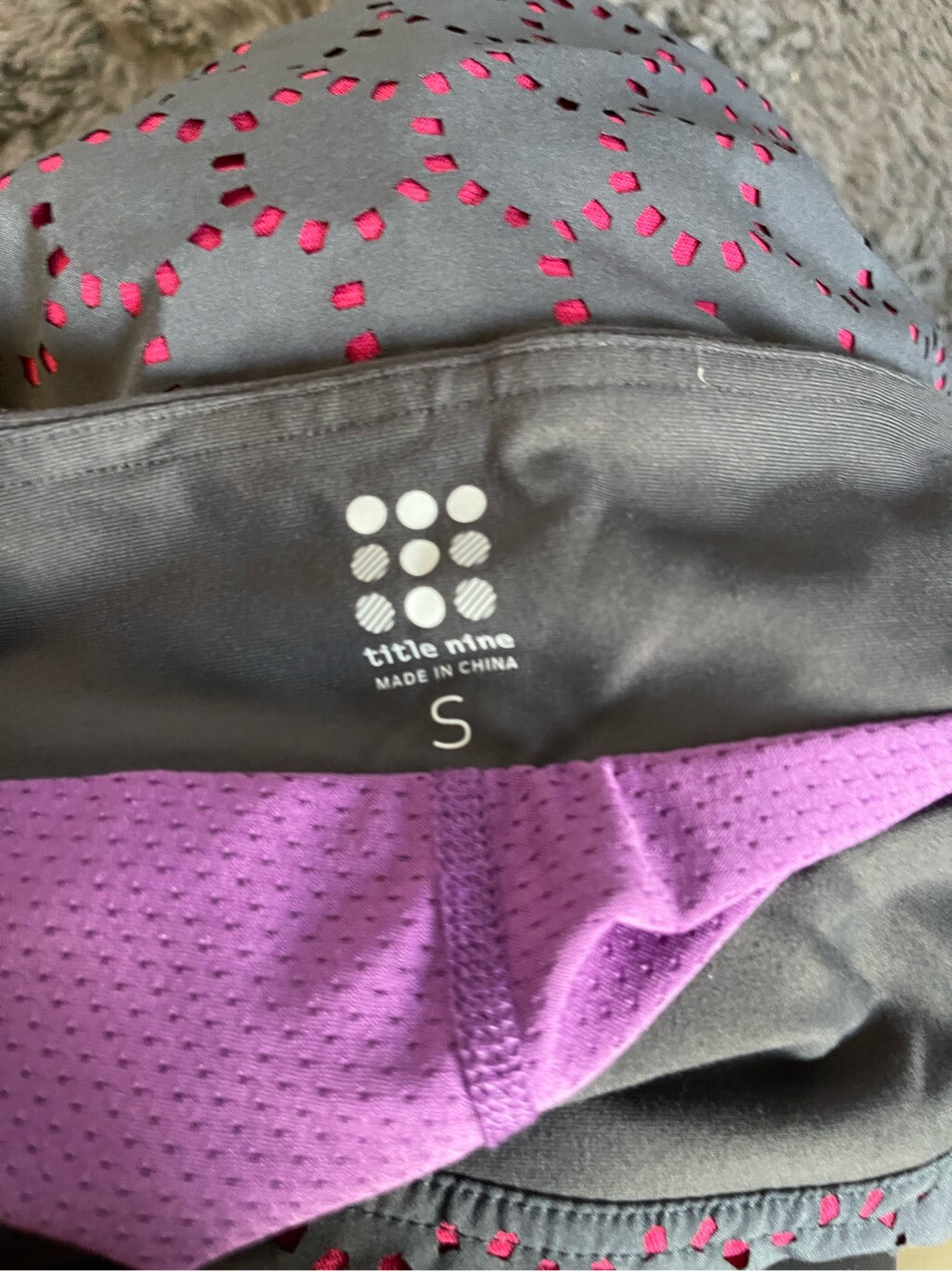 Title nine laser cut mini short size small - Gem