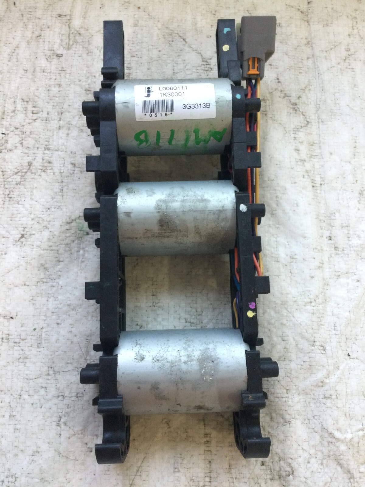 2007-2009 GMC Yukon Front Left 6 or 8 Way Power Seat Motor OEM L0060111 ...
