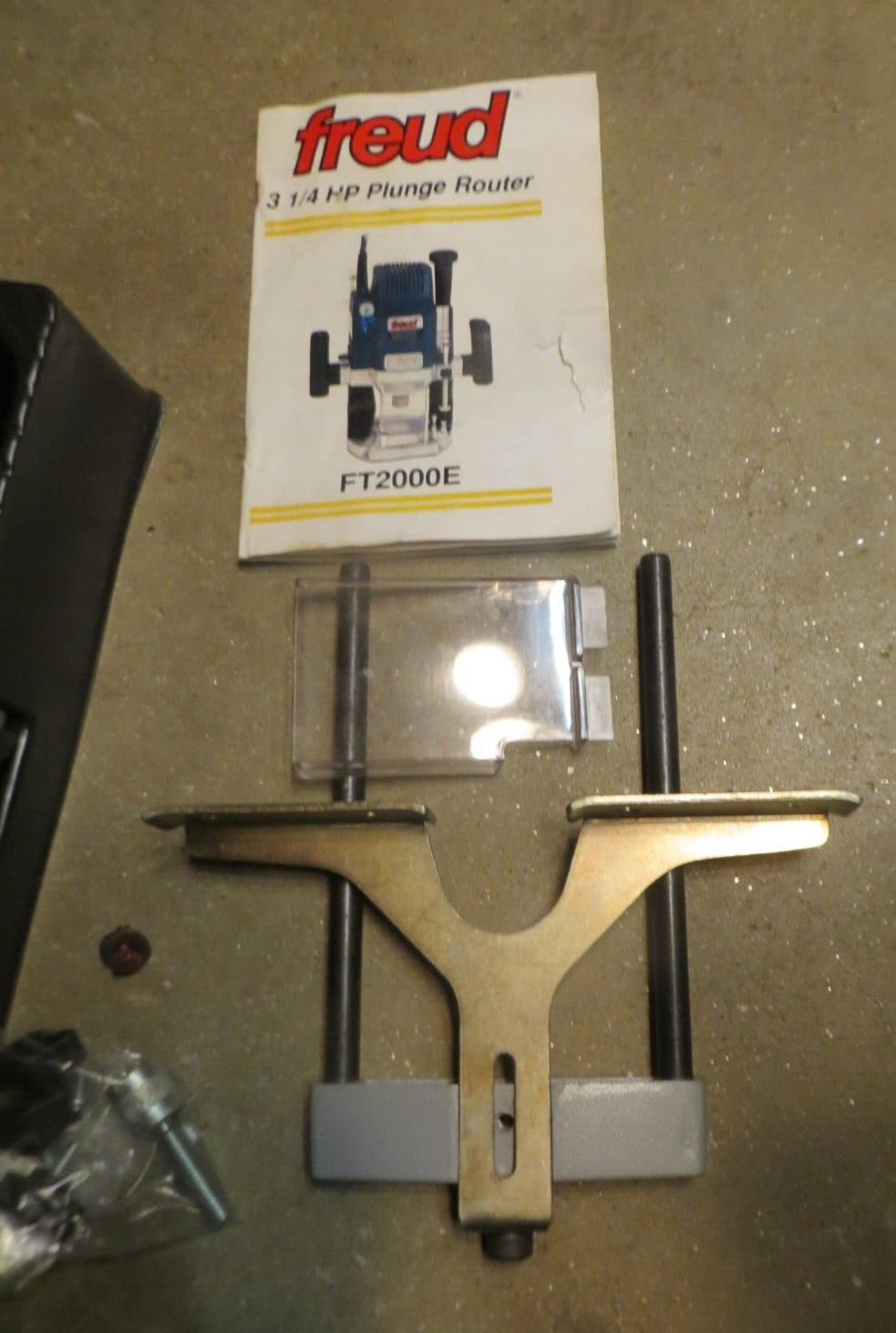 Freud FT2000E 3-1/4 HP Electronic Variable Speed Plunge Router - Black ...