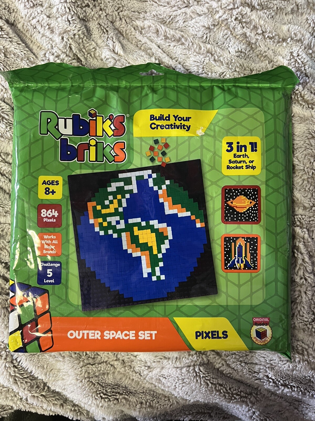 Rubik's Briks Outer Space Set (3-in-1) 864 Pixels Intermediate Level 5 ...